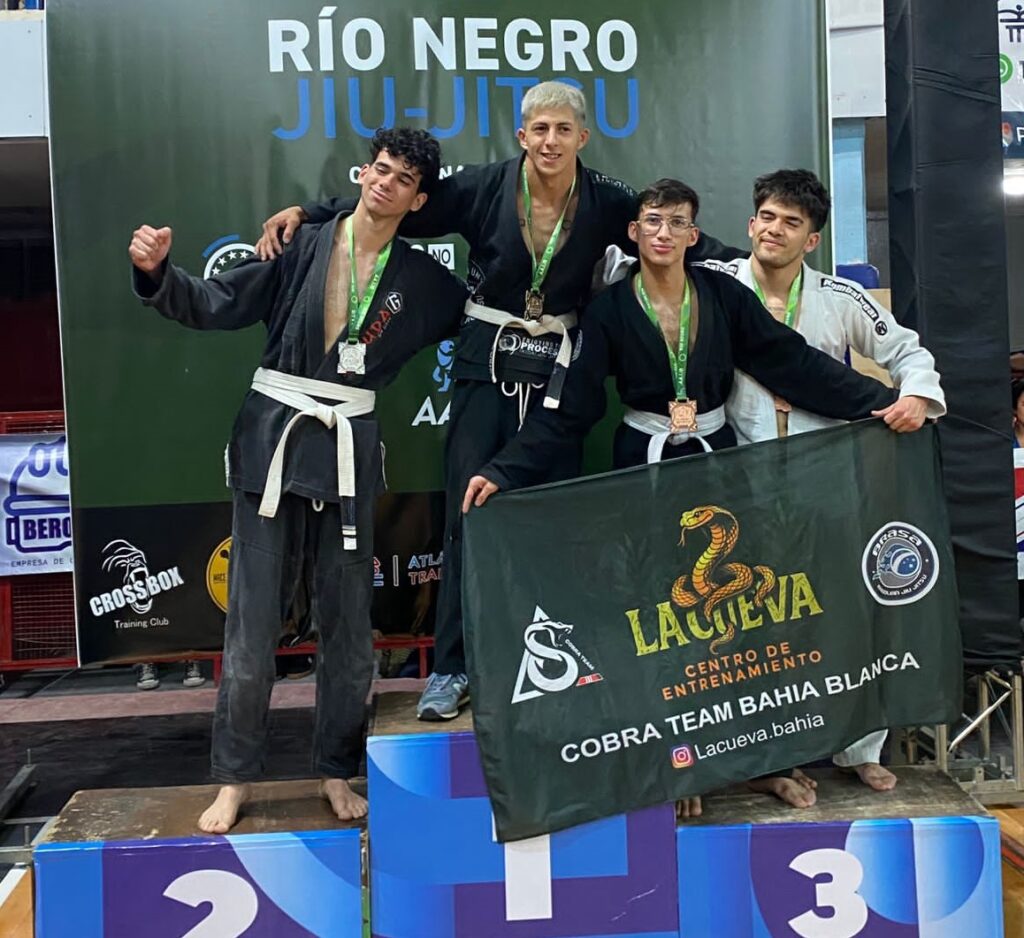 Cinco medallas para Cobra Team Brasa en el Open Viedma